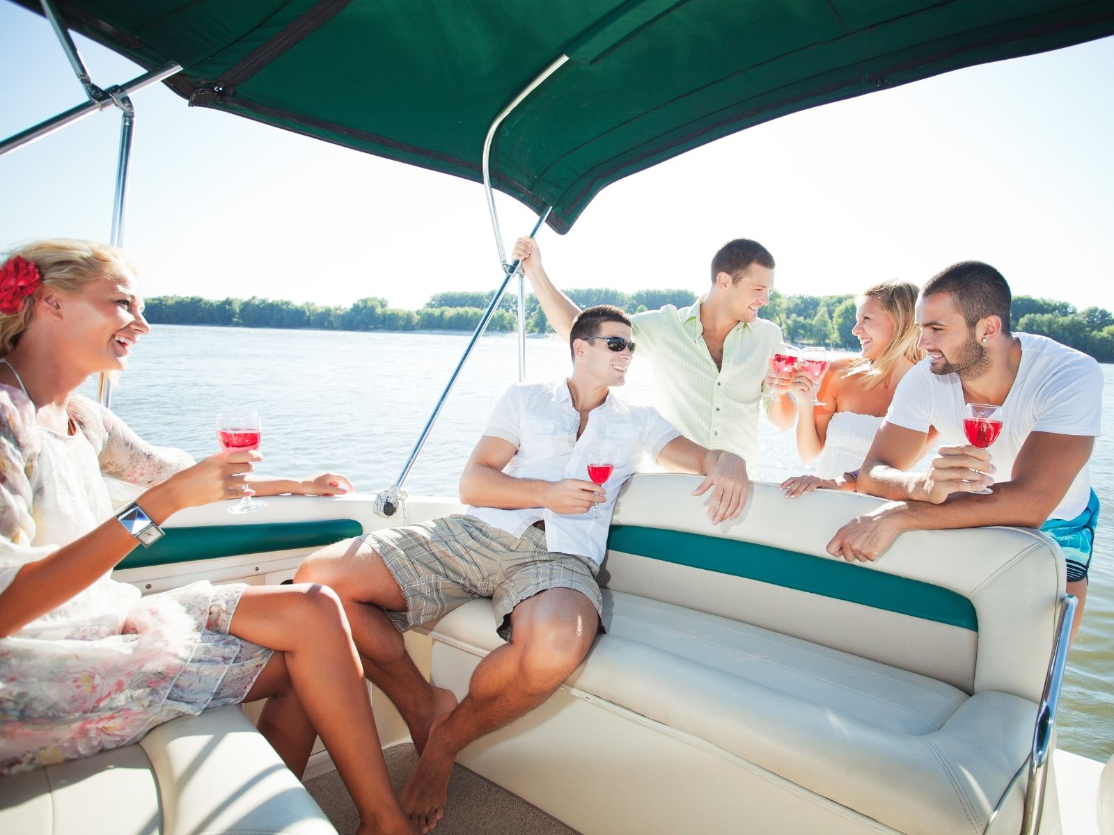 Conheça os diferentes tipos de popa e suas características | Marina ...